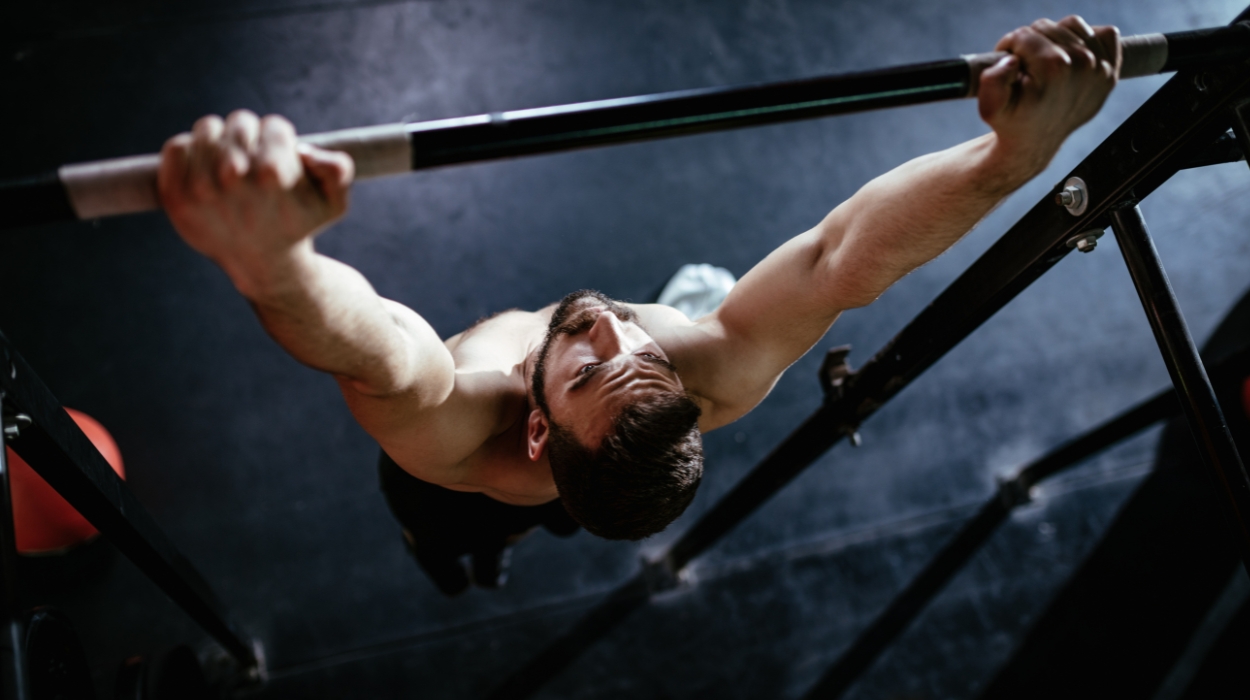 How To Do A Proper Pull-Up - Video Guide & Expert Tips