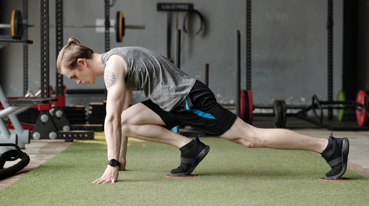 8 Best Calisthenics Core Workouts For A Stronger Midsection